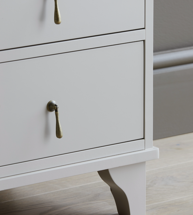 Extra large Evesham chest of drawers – The Dormy House