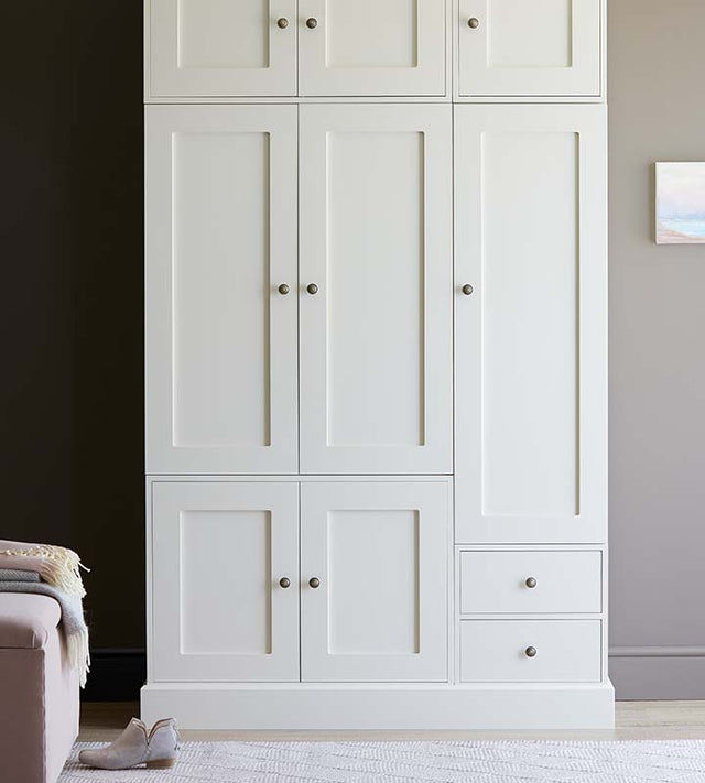 Portland triple wardrobe with top cupboards – The Dormy House